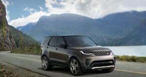 Defender vs. Discovery: Which Model is Right for You? | Land Rover ...