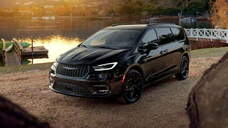 New Features Come To The 2024 Chrysler Pacifica/Pacifica Plug-In Hybrid ...